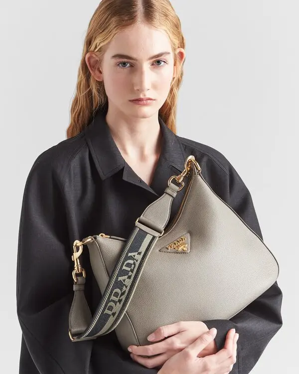 バッグ Vintage Prada Grey Leather Shoulder Bag バッグ Vintage Prada Grey Leather Shoulder Bag PRADA Vintage